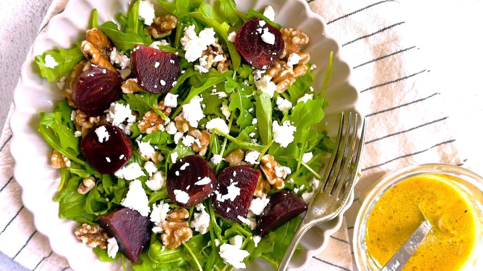 Ensalada de Remolacha y Nueces con Feta: facil a cocinar